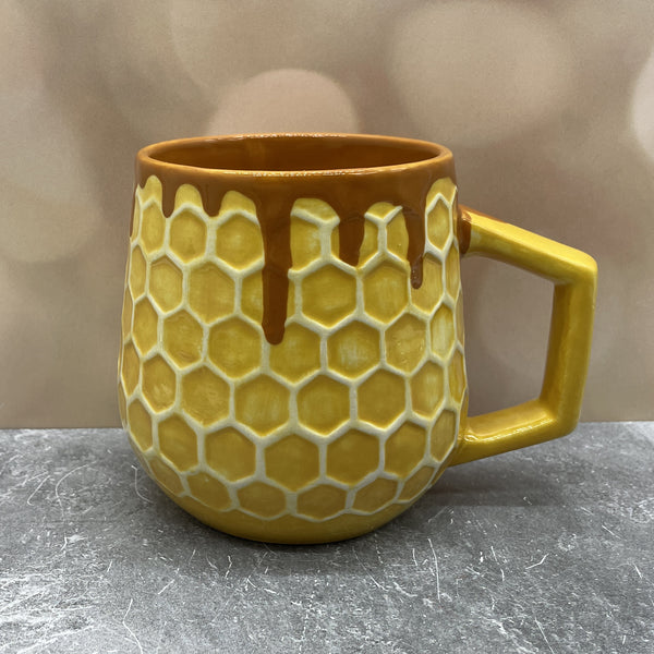 Honeycomb Mug - Tangle Artistry